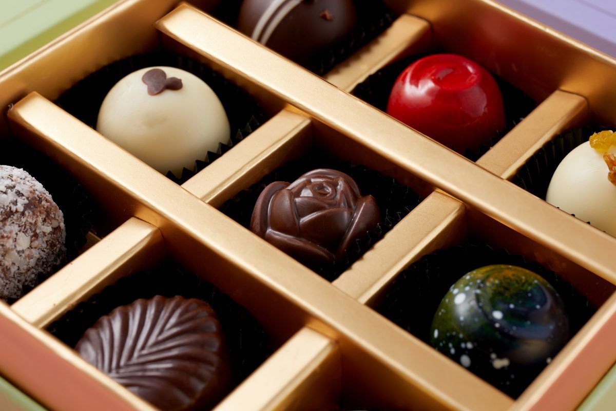 9 PIECES GIFT BOX - Legendary Chocolatier - Socola Việt Nam - Legendary ...