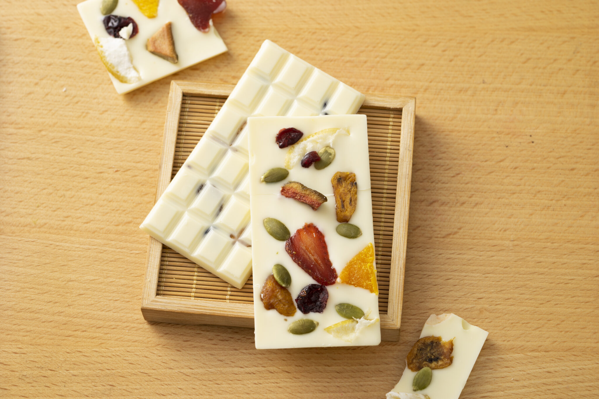 PURE NATURE (CHOCOLATE BAR - WHITE CHOCOLATE) - Legendary Chocolatier ...